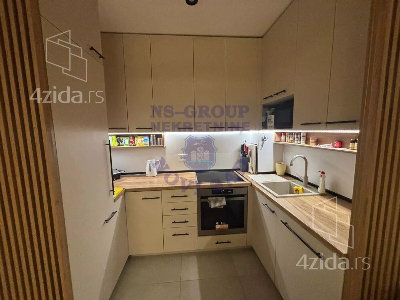 Troiposoban stan na prodaju, Nova Detelinara, 286.450€, 80m²