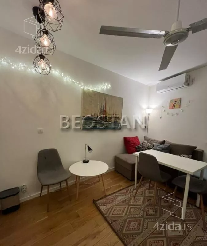 Dvosoban stan za izdavanje, Sazonova, 500€, 40m²