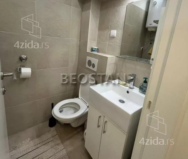 Dvosoban stan za izdavanje, Sazonova, 500€, 40m²