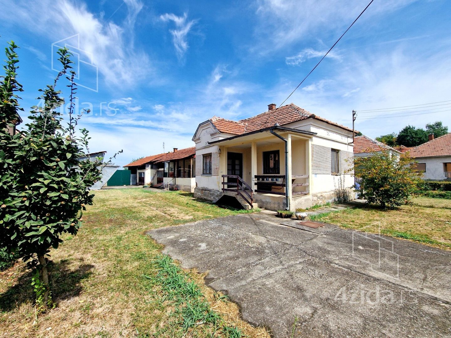 1-etažna kuća na prodaju, Mijatovac, 38.000€, 106m²