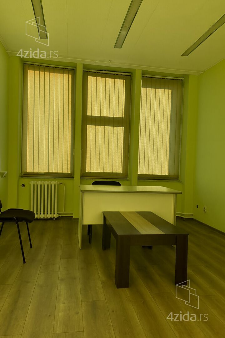 Kancelarija za izdavanje, Segedinski Put, 180€, 20m²