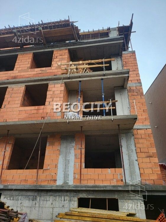 Dvoiposoban stan na prodaju, Ilindenska, 204.000€, 68m²