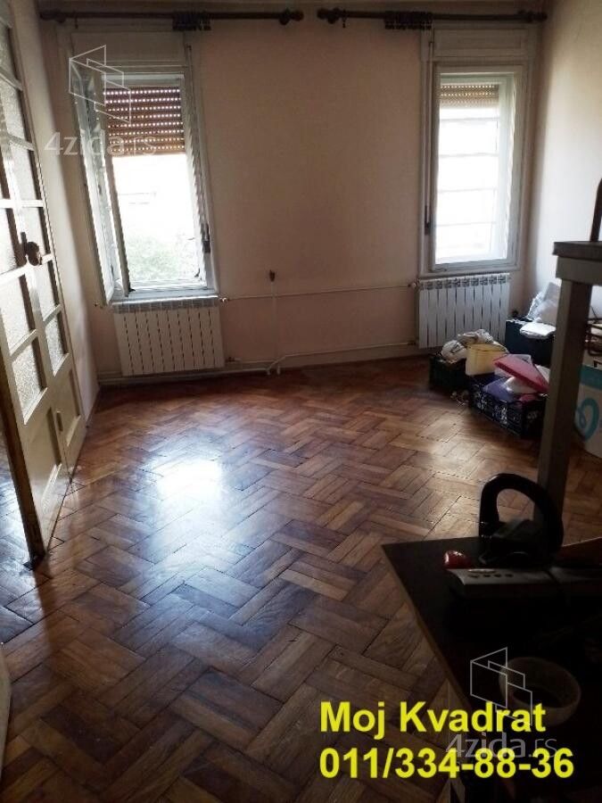 Trosoban stan na prodaju, Simina, 385.000€, 77m²