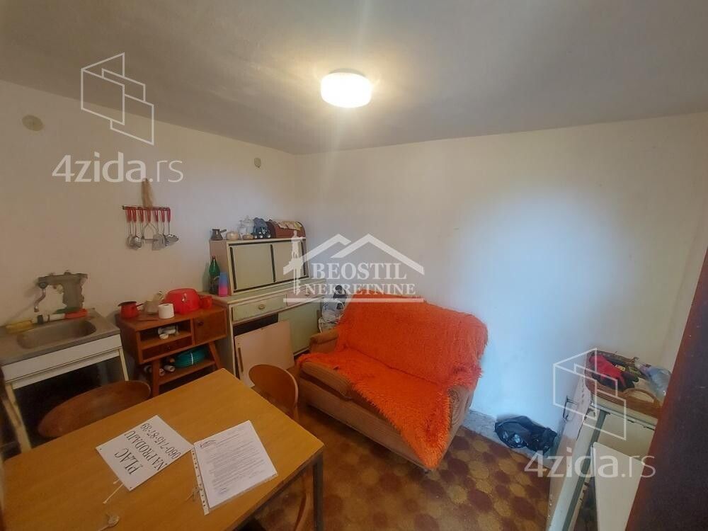 Kuća na prodaju, Jugovo Vikend Naselje, 45.000€, 72m²