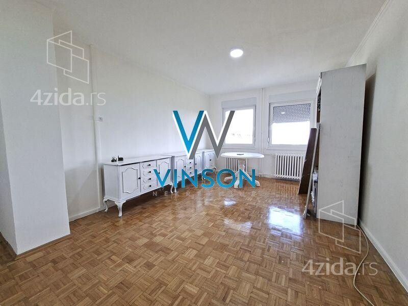 Trosoban stan na prodaju, Pasterova, 154.500€, 65m²