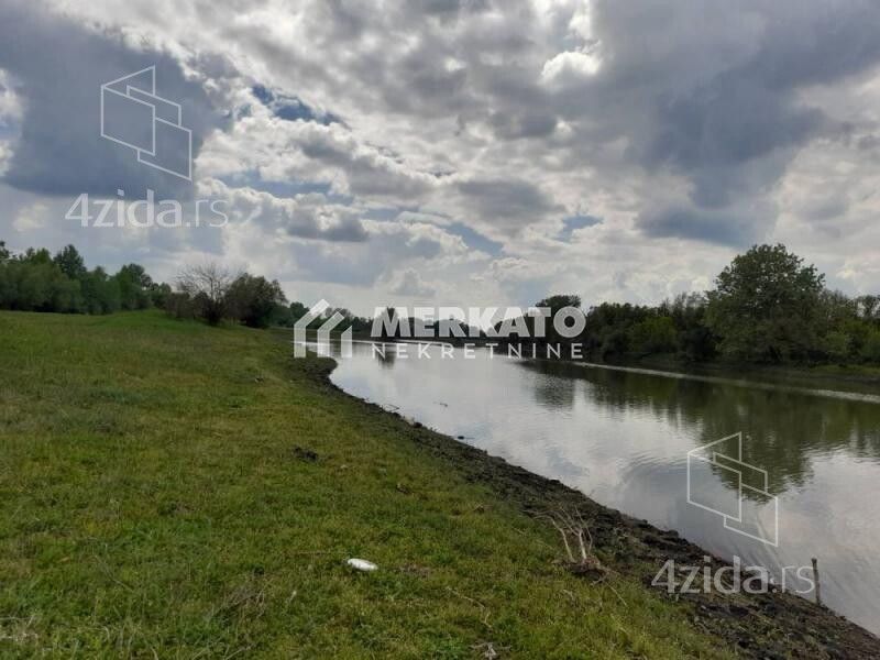 Kuća na prodaju, Perlez, 30.000€, 45m²