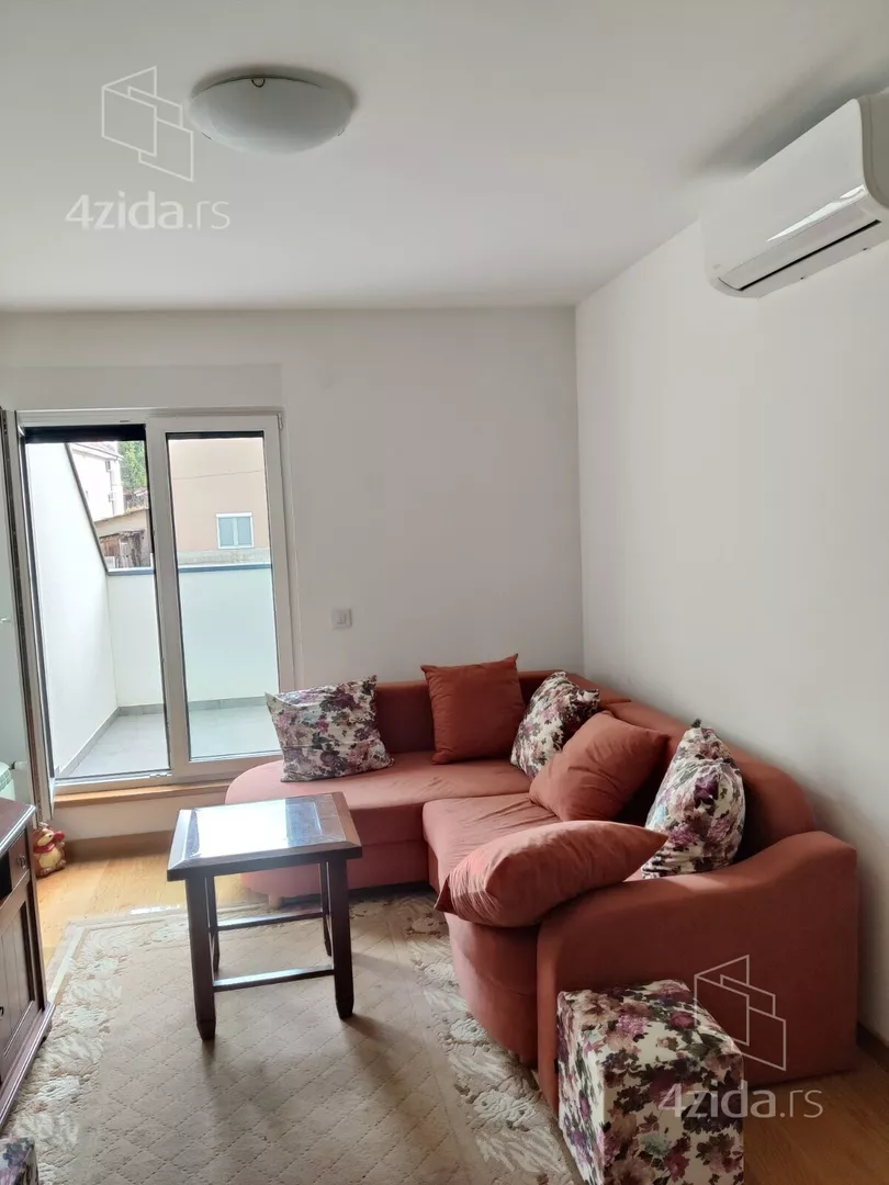 Jednosoban stan za izdavanje, Bulevar Kralja Aleksandra 455b, 400€, 40m²