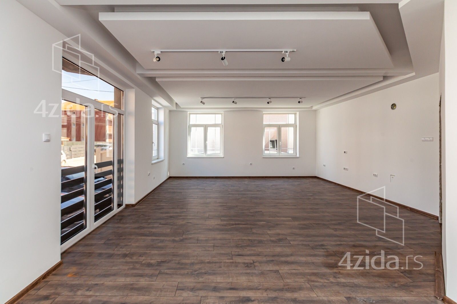 Trosoban stan na prodaju, Ilindenska 57, 139.990€, 112m²