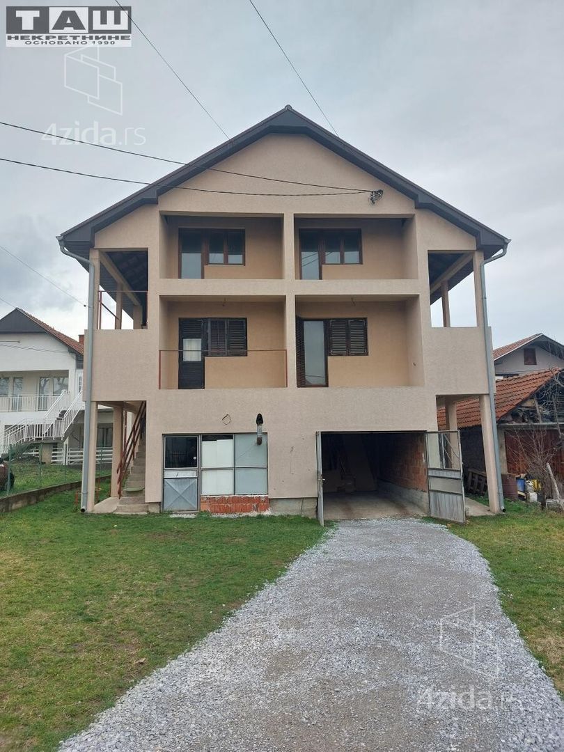 Kuća na prodaju, Stanovo, 159.000€, 300m²