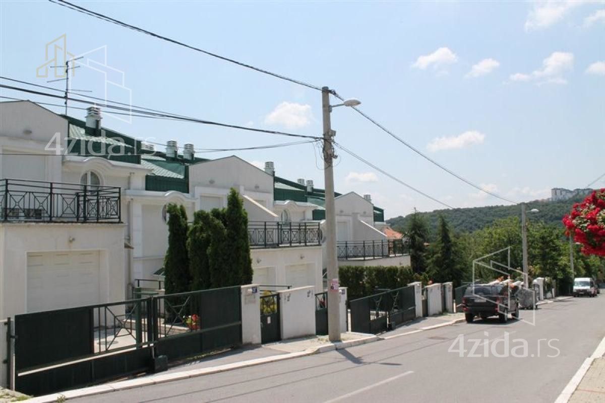 Kuća na prodaju, Dedinje, 750.000€, 200m²