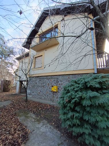 Prodaja kuća Novi Sad - 4zida
